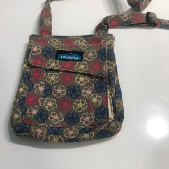 Kavu | Bags | Kavu Crossbody | Poshmark